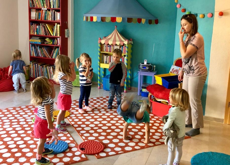 Ζαχαράκη: Aυτός είναι ο λόγος που εισάγουμε τα Αγγλικά στο Νηπιαγωγείο ...