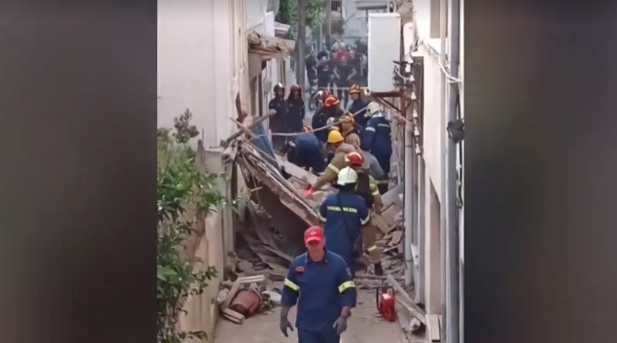 Σεισμός στη Σάμο: Καταπλακώθηκαν 2 παιδιά από κατάρρευση τοίχου ...