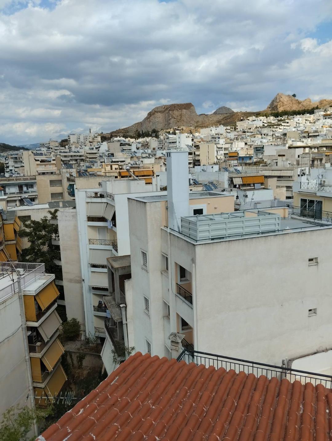Γονείς και κάτοικοι εκπέμπουν SOS για κεραία που τοποθετήθηκε σε ...