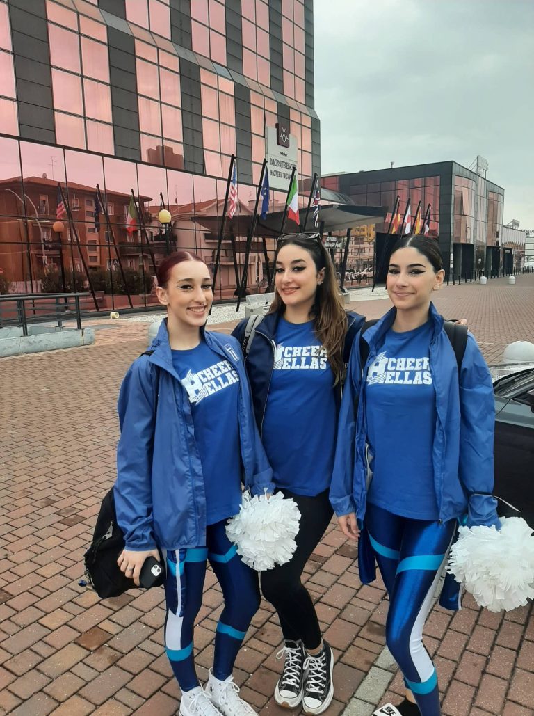 "Έσκισαν" οι Ελληνίδες αθλήτριες του cheerleading στο Cheer Open ...