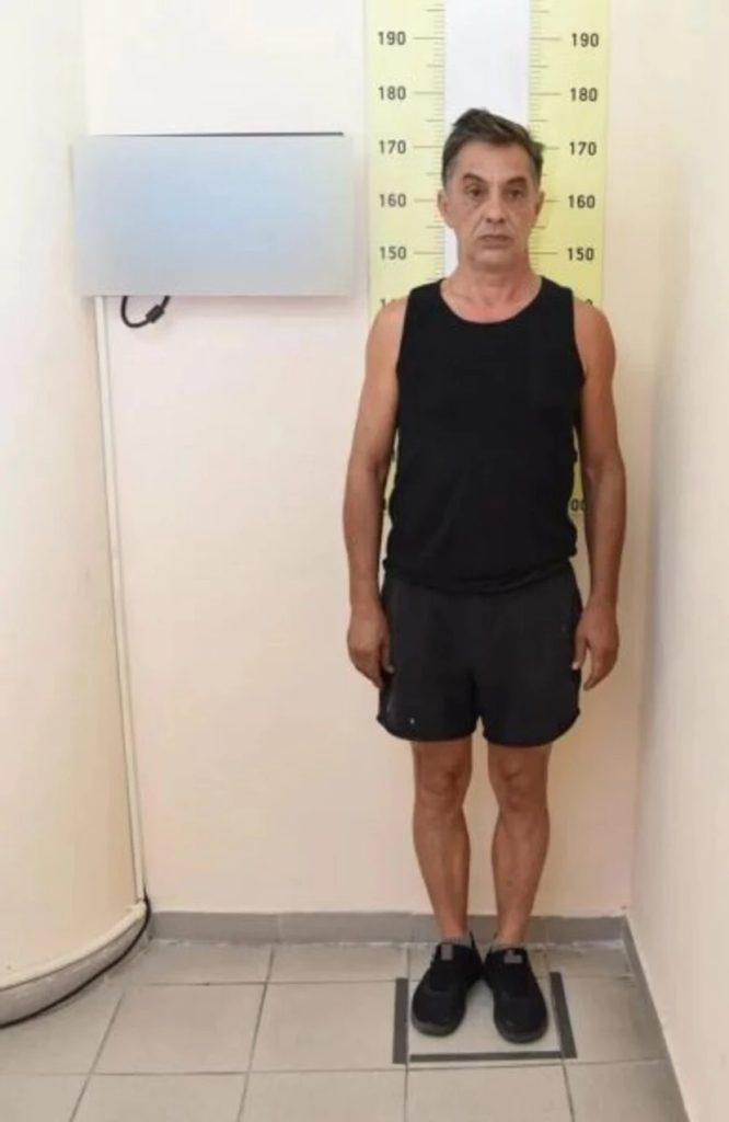 Αυτός είναι ο 55χρονος προπονητής που ασελγούσε
